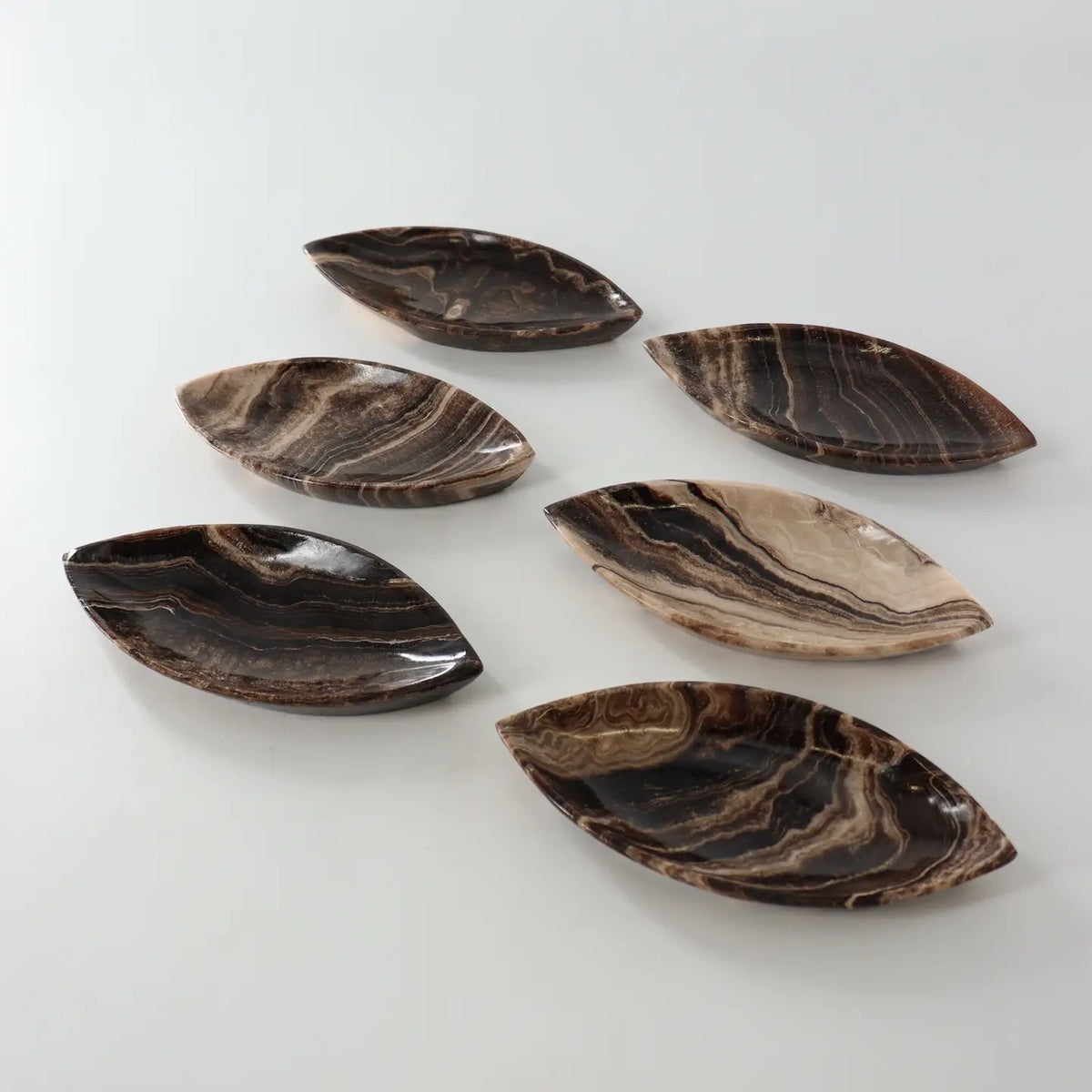 Large Chocolate Onyx Leaf Dish – Gypsy and the Bowerbird