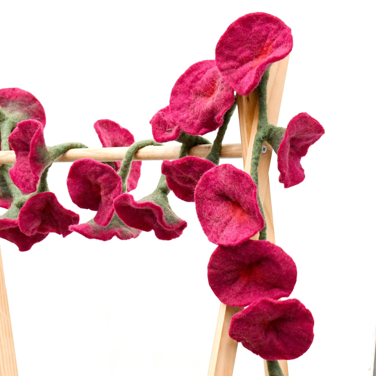 Maroon Felt Flower Garland – Gypsy and the Bowerbird